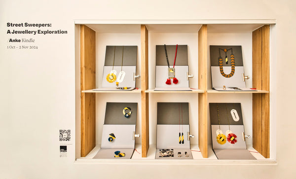 Anke Kindle – 'Sweeper 1' Ring, 2023 | SHOP@Craft