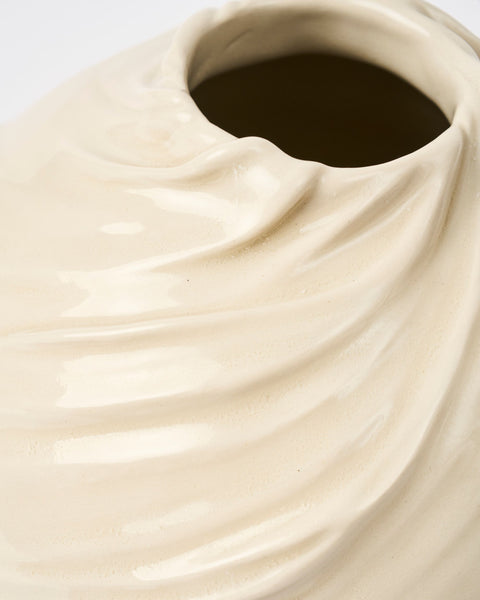 Alexandra Howie — 'Tightly Draped Moon Jar' Sculptural Vase | SHOP@Craft