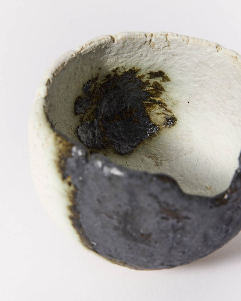 Marian Fox — Small Pinch Pot, Bronze and White | SHOP@Craft