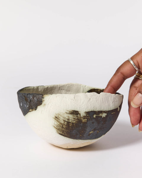 Marian Fox — Small Pinch Pot, White and Bronze Strokes | SHOP@Craft